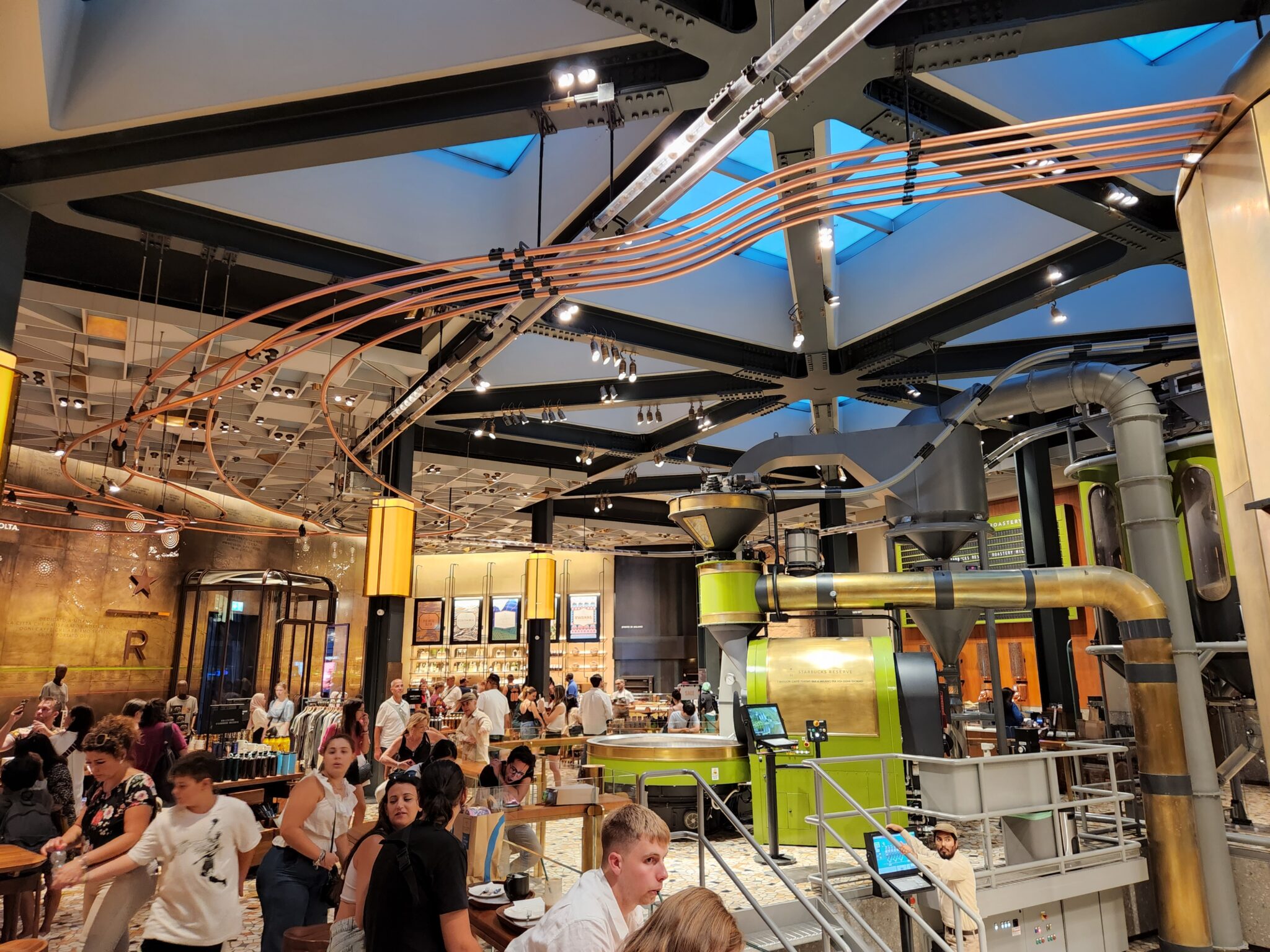 Review - Starbucks Reserve Roastery Milan, Italy - InvisibleTiger ...