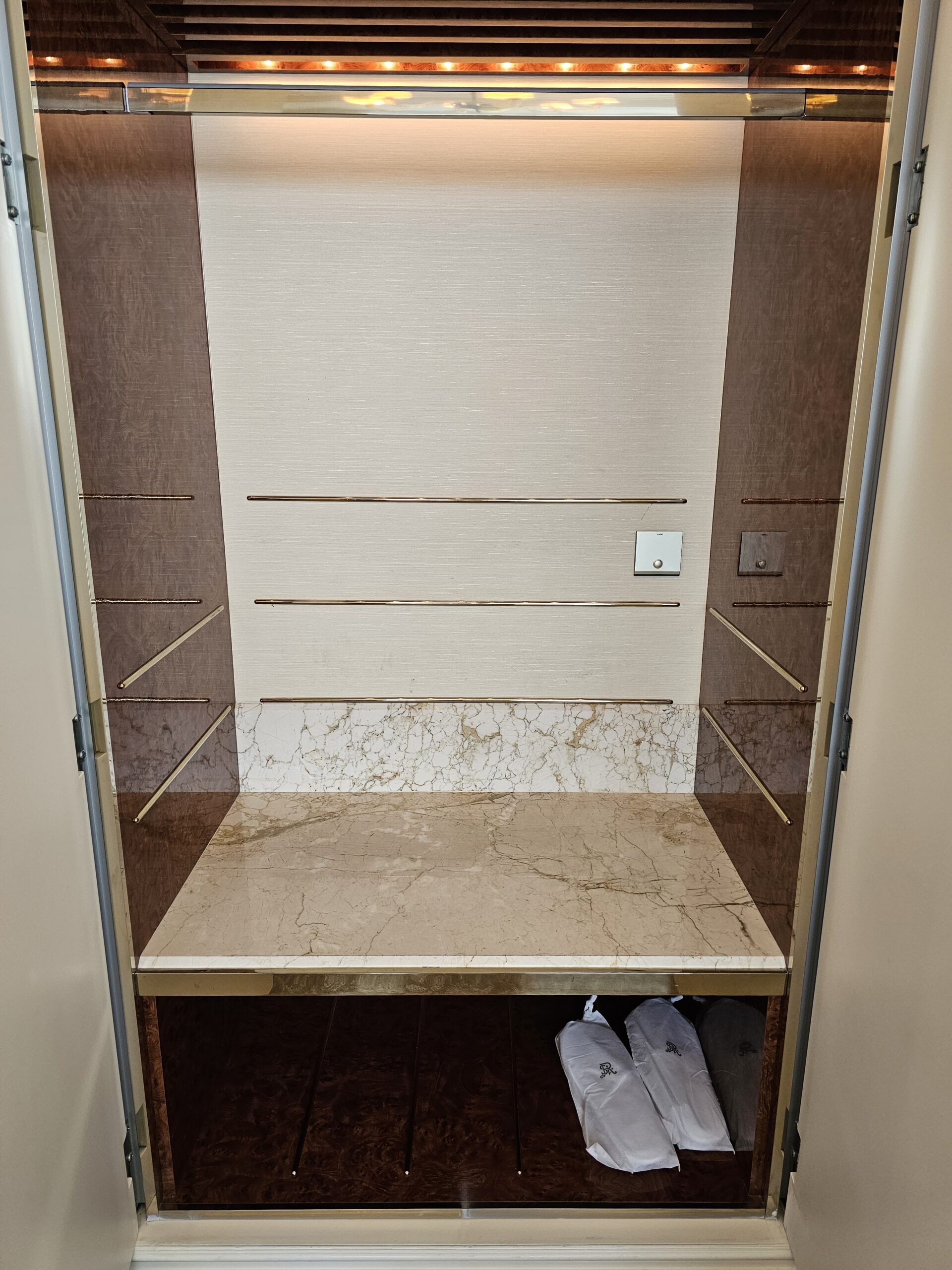 The St. Regis Singapore Hotel Review - Opulence with Classic Charm at a ...