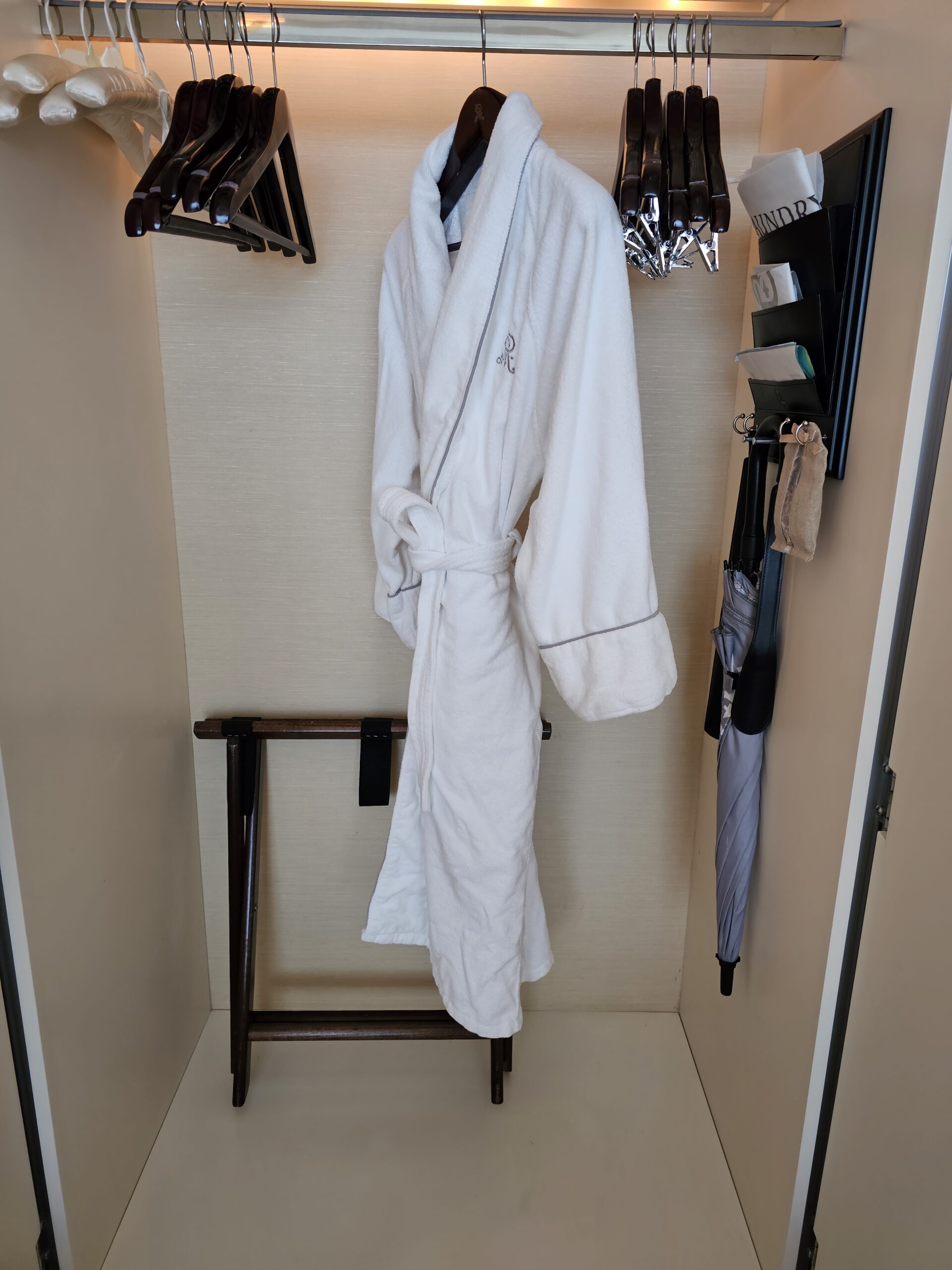 The St. Regis Singapore Hotel Review - Opulence with Classic Charm at a ...